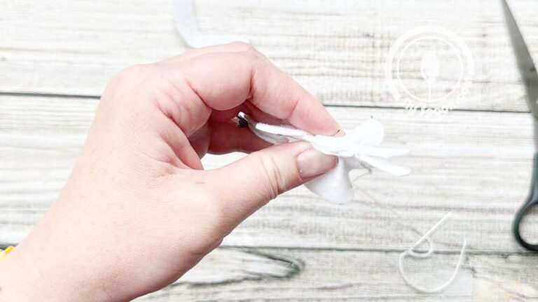 How to Hand Sew a Simple Felt Bunny Rabbit - Free Printable Pattern ...