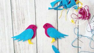 How to Hand Sew a Simple Felt Bird or Parrot Plushie - Free Printable ...