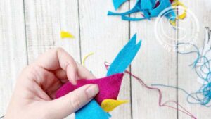 How to Hand Sew a Simple Felt Bird or Parrot Plushie - Free Printable ...