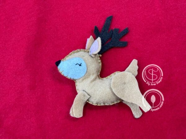 Beginner Felt Reindeer Sewing with FREE PDF pattern - Easy Handmade ...
